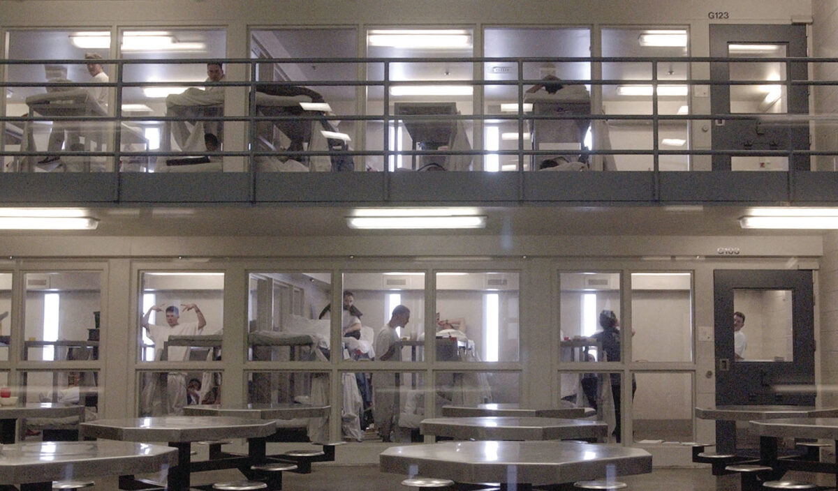 Kingston fraud defendant seeks release from Weber jail for better ...